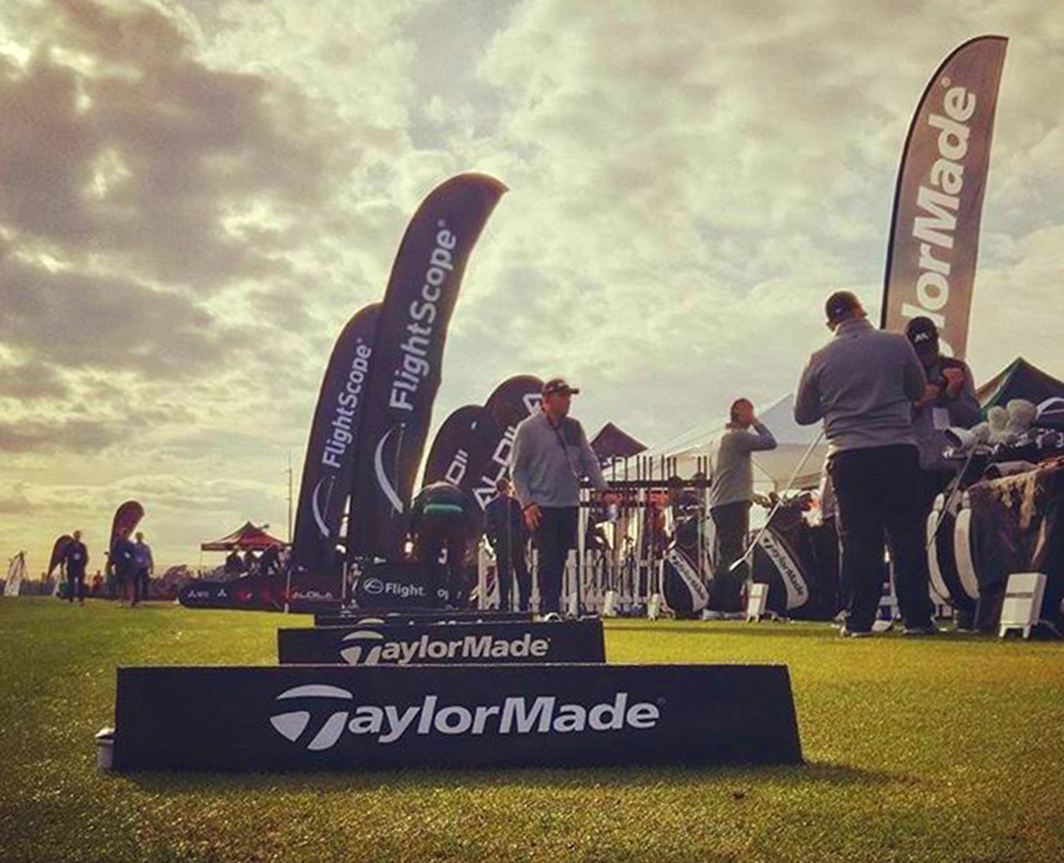 Branded Tee Dividers for Golf Days & Driving Ranges | E-Z UP